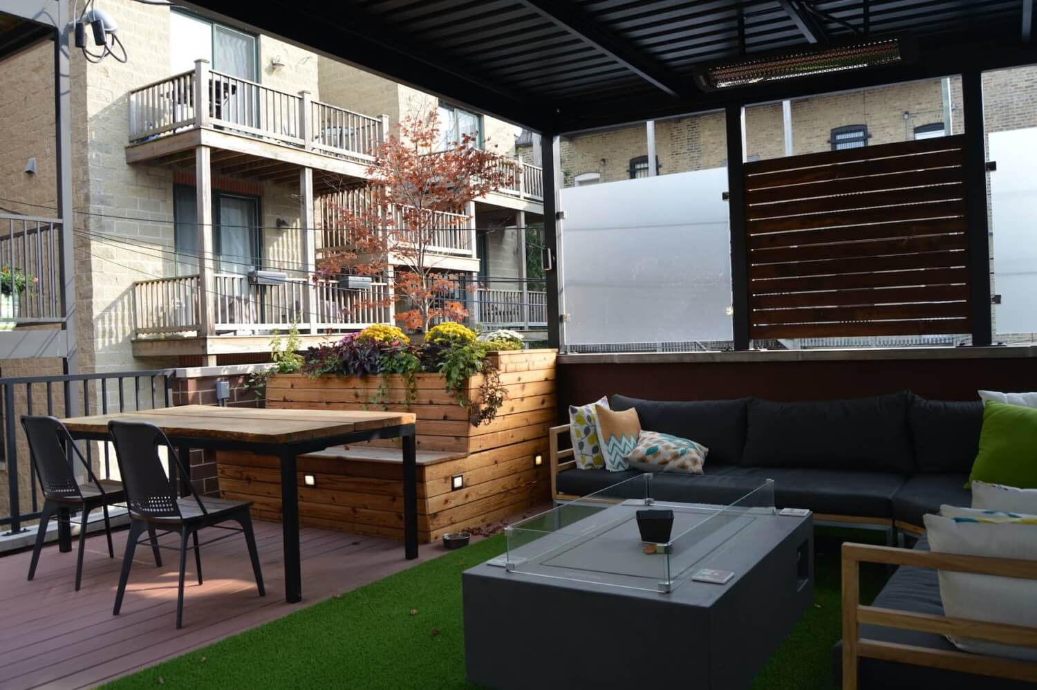 Chicago Roof Decks, Pergolas, And Patios - Urban Rooftops - Chicago ...