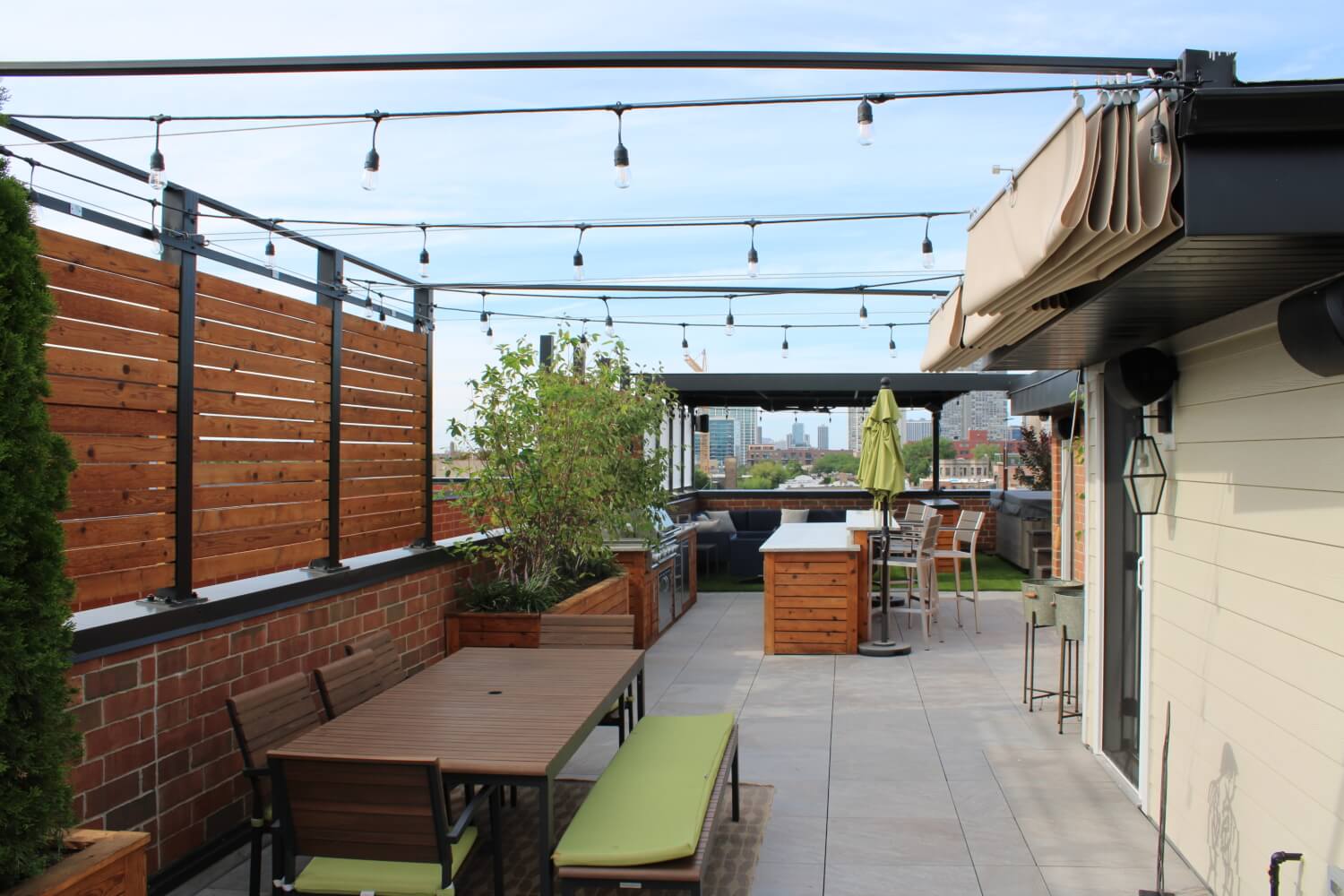 Roof Deck With Multiple Fire Pits - Northalsted - Urban Rooftops ...